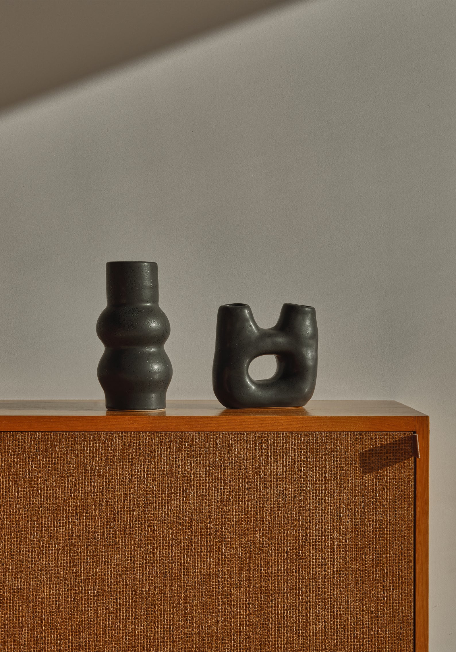 Cuerpa Vase – Enkay